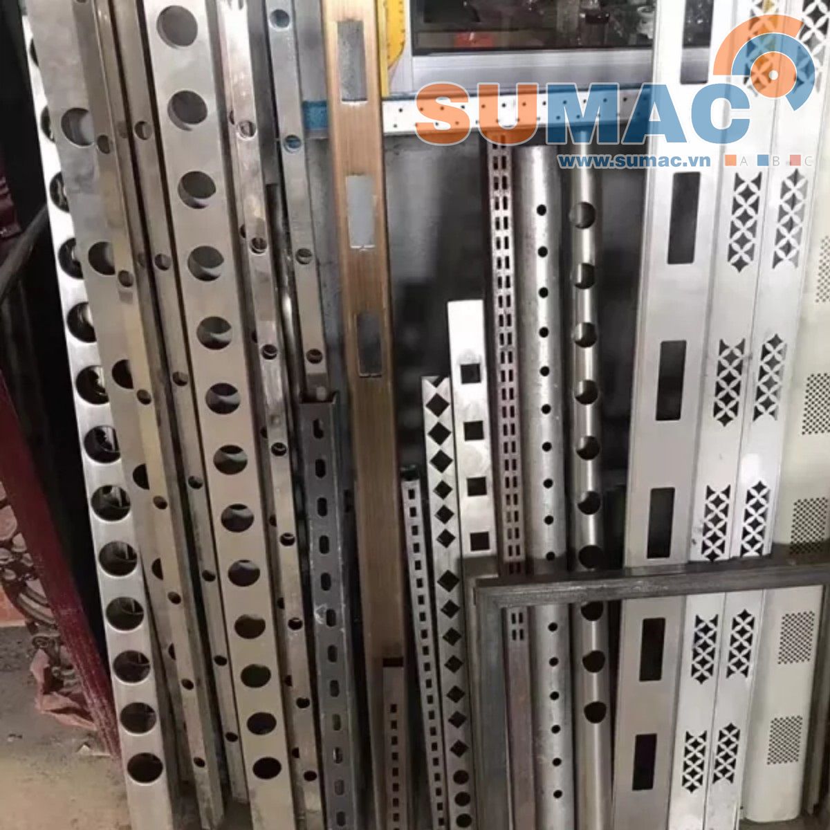 Đột lỗ ống hộp sắt, inox